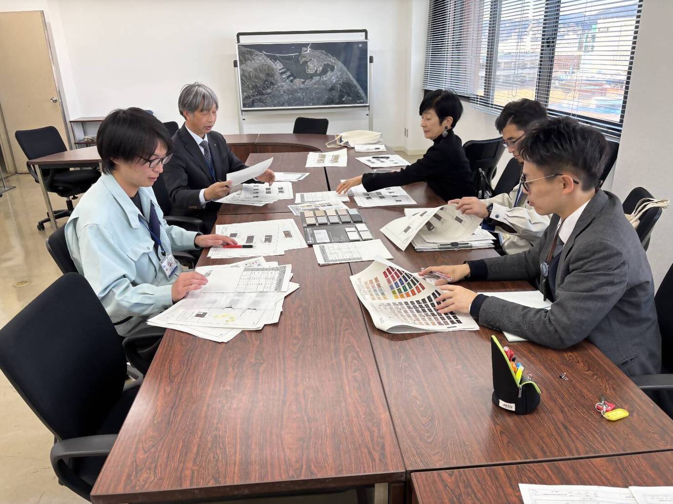 清水港みなと色彩計画推進協議会 - 令和7年1月27日新規ツなぎさ地区、駿河湾フェリー等との打ち合わせを行いました。